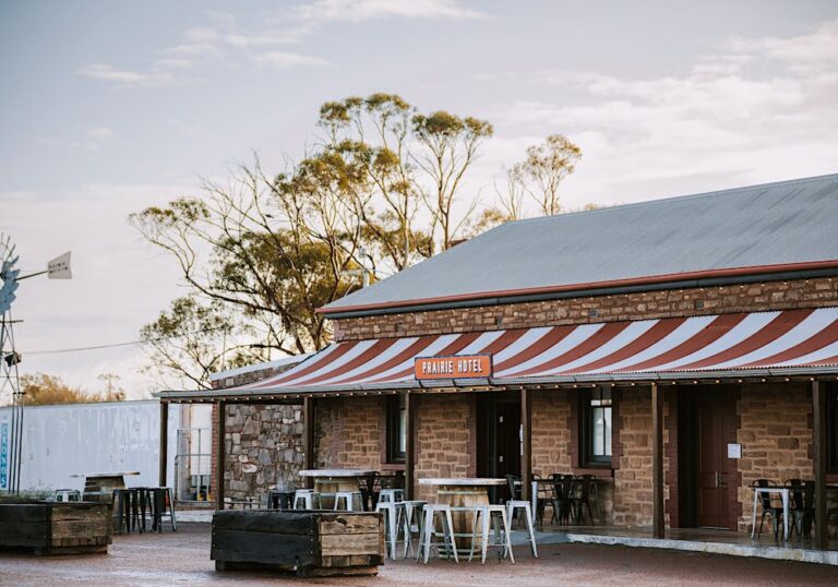 Top 10 Aussie Outback Style Pubs To Tick Off! | Signature Camper Trailers